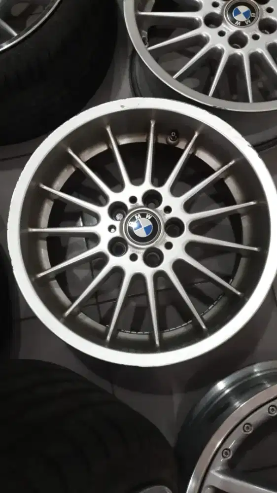 Velg BMW Style di Indonesia - OLX Murah Dengan Harga Terbaik - OLX.co.id