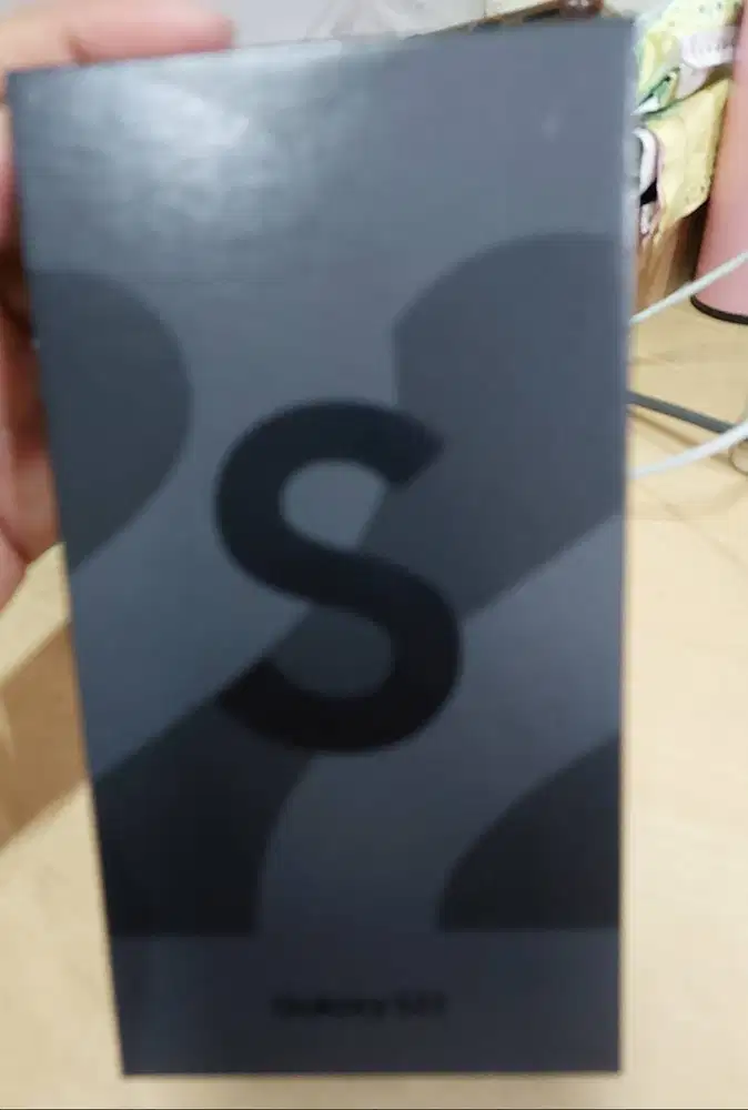 HP SAM SM-S901E GALAXY S22 8-256 LIKE NEW - Handphone - 877701899