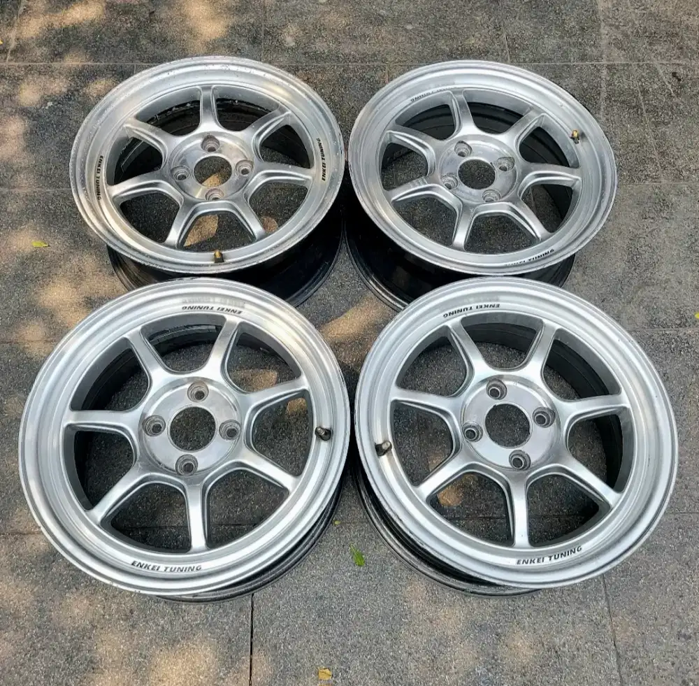 Velg 15 Enkei di Indonesia - OLX Murah Dengan Harga Terbaik - OLX.co.id