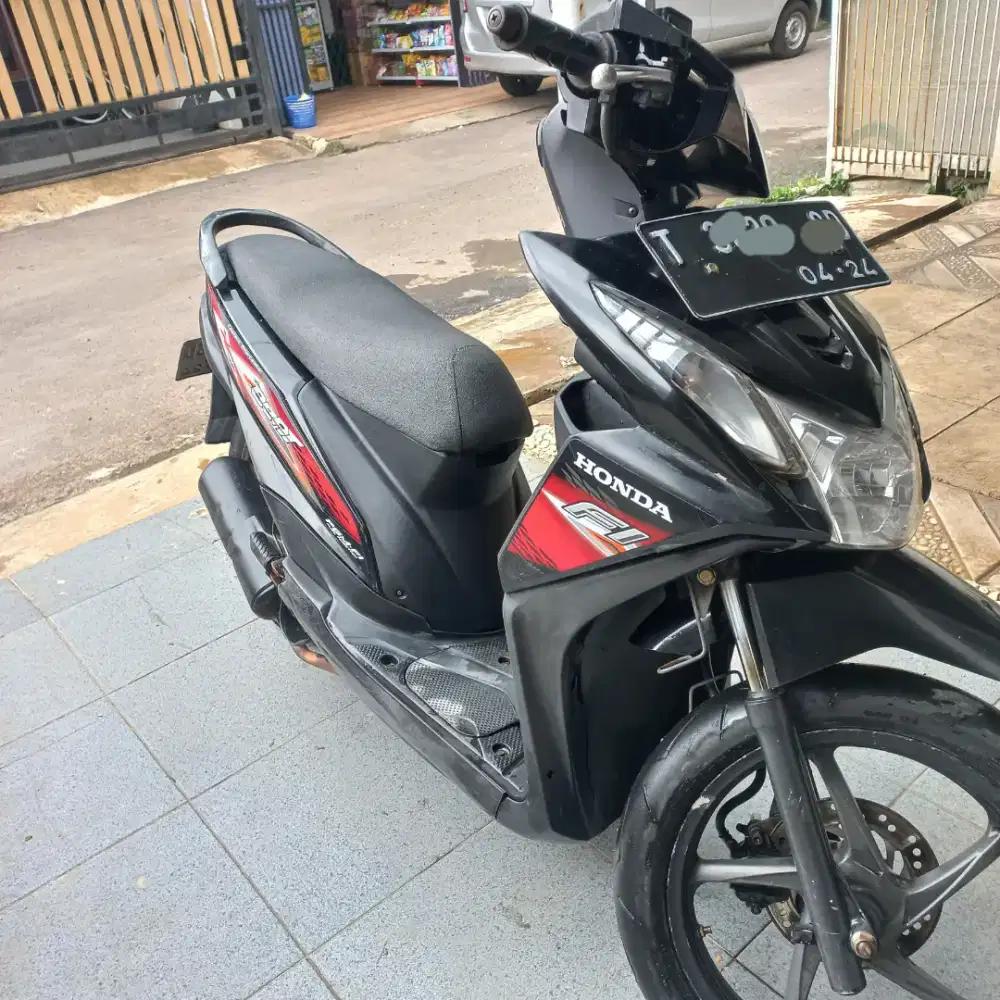 Dijual Honda Beat Fi th 2014 - Motor Bekas - 914208838