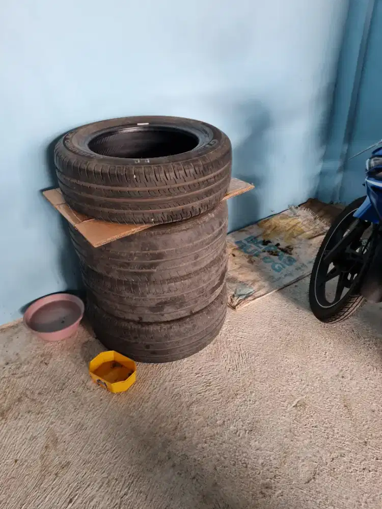 Ban Bekas R15 di Indonesia - OLX Murah Dengan Harga Terbaik - OLX.co.id