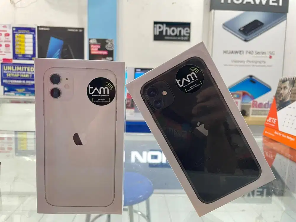 Apple iPhone 11 64Gb Black White Garansi Resmi iBox New BNIB ...