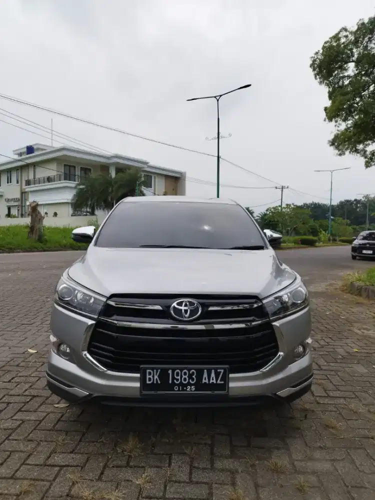 Toyota innova Venturer diesel a/t thn 2020 - Mobil Bekas - 912222122