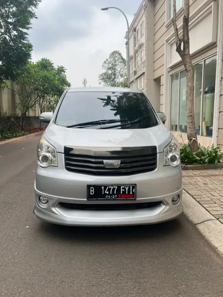Toyota Nav1 Limited - Mobil Murah Dengan Harga Terbaik - OLX.co.id