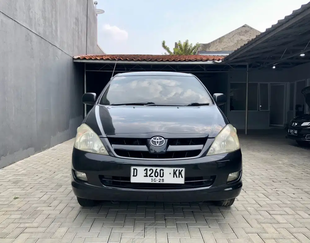 (istw) Kijang Innova G 2005 manual bensin low km - Mobil Bekas - 913814006