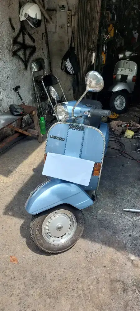 Vespa Strada - Motor Murah Dengan Harga Terbaik - OLX.co.id