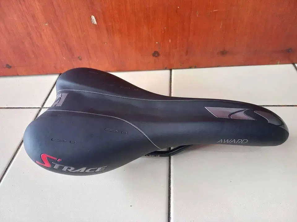 Lining - Jual Sepeda & Aksesoris Terlengkap di Indonesia - OLX.co.id