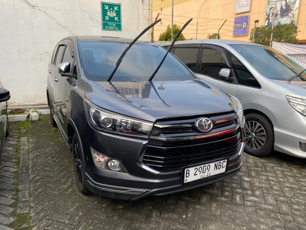 Innova Q Venturer di Indonesia - OLX Murah Dengan Harga Terbaik - OLX.co.id