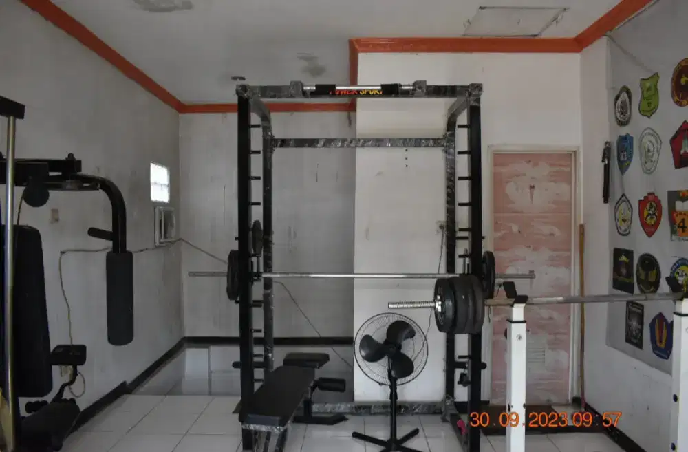 Jual Cepat Smith Machine | Bench Press| Murah | Depok | Nego - Olahraga ...